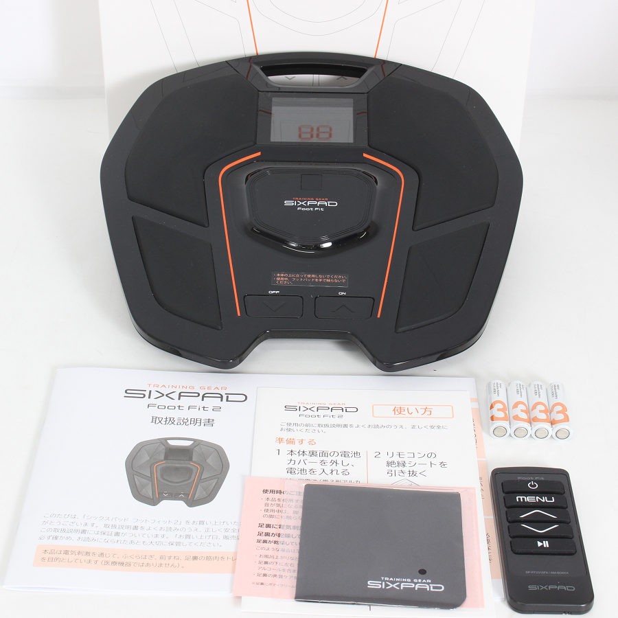 ■商品名 MTG SIXPAD Foot Fit 2 SP-FF2310FA ブラック シックスパッド フットフィット2 本体 ■商品状態 【B】一般的な使用感のある商品 ・本体上面やリモコンに細かな擦れキズがございます。 ・動作確認済みの...