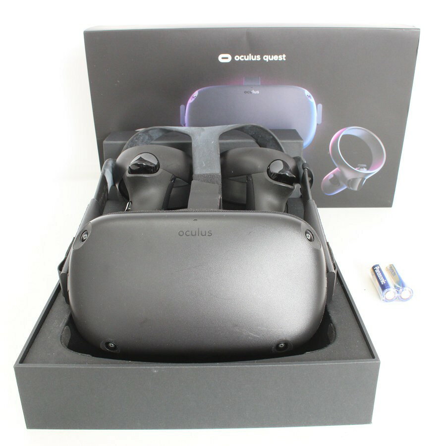 ■商品名 Oculus Quest 64GB VR ヘッドマウントディスプレイ ヘッドセット オキュラスクエスト 本体 ■商品状態 【B】一般的な使用感のある商品 ・本体とコントローラーに擦れ感と本体ストラップに白い色汚れがみられます。 ・...
