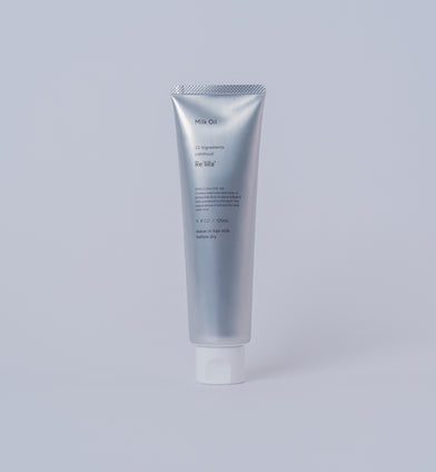 Re'lilla（リラ）のミルクオイルは、 洗い流さないトリートメントとして使えるアウトバストリートメントです。 パサつき・広がり・くせ毛・ダメージ毛にアプローチし、 しっとりまとまるツヤ髪へ導きます。 ドライヤー前のアウトバスケアとしても...