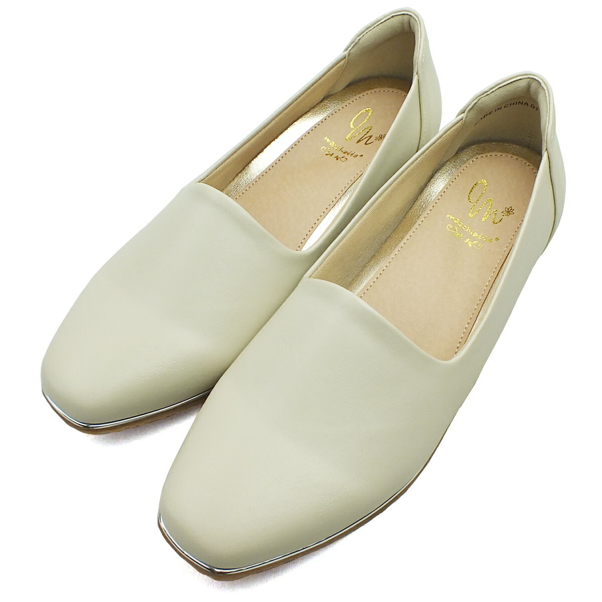 商品説明 カラー ブラック アイボリー ライトグレー シルバー ※クリックすると購入ページに変わります。※ サイズ 22.5cm/23.0cm/23.5cm/24.0cm/24.5cm 素材 合成皮革 商品 説明 maschietta [マ...