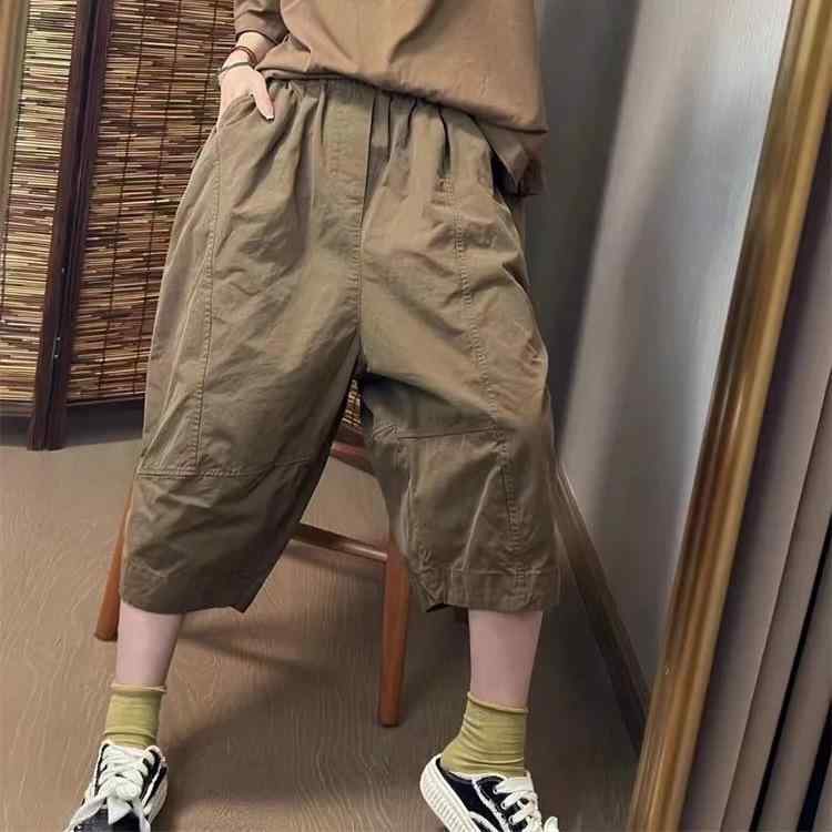 ・カテゴリ: カジュアルパンツ・スタイル: ハーレムパンツ、韓国風、日韓カジュアル・主な素材: 綿95%以上・パンツ丈: 七分丈・フィット感: ルーズフィット・ウエスト仕様: ウエストゴム・生地の厚さ: 薄手・伸縮性: 微伸縮・デザイン: ...