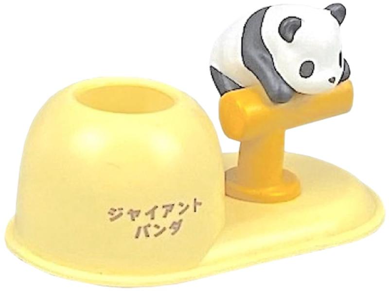 ハシートップイン 歯ブラシスタンド ズーミー ジャイアントパンダ イエロー フィギュア ペン立て 印鑑立 EX-3393本体サイズ:約3.8×6.5×3.6cm、(差し穴幅)約φ1.9cm本体重量:約37g素材・材質:PVC原産国:バングラ...
