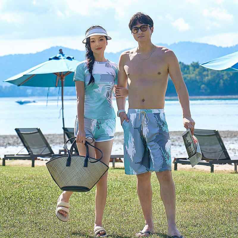 ・カテゴリ: 水着・性別: 男女兼用・対象年齢: 成人・スタイル: コンサバティブ・パッド・ワイヤー: 胸パッドあり、ワイヤーなし・表地素材: ポリエステル82%・重量: 約420g・裏地素材: ナイロン60%・着用シーン: スイミング、マ...
