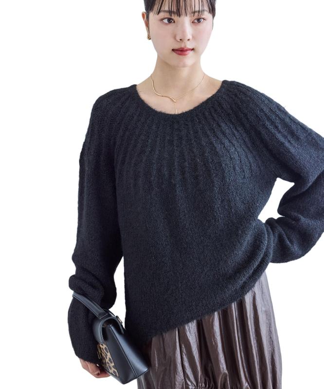 VIS ニットプルオーバーバックリボンHUGニットレディース素材 : ポリエステル 69%、ナイロン 22%、毛 8%、ポリウレタン 1%サイズ (cm) : F : 総丈 : 59・バスト : 112・そで丈 : 68裏地 : なし・光沢...