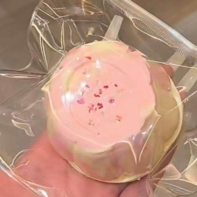 ・カテゴリ: 玩具・素材: 食品用シリコン・対象年齢: 7-35歳・トレーニング分野: 握力、インタラクティブトイ・カラー展開: ブルーベリープリン、ストロベリープリン、特大プリン、ミントクリームチョコプリン