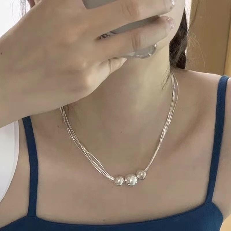 ・カテゴリ: ネックレス・素材: 銅・処理プロセス: 電気メッキ・デザイン: 幾何学型・チェーンの種類: 十字チェーン・多層デザイン: なし・周長: 41cm-50cm・カラー: ホワイトK・トレンド要素: 円形・スタイル: レトロ、文芸レ...