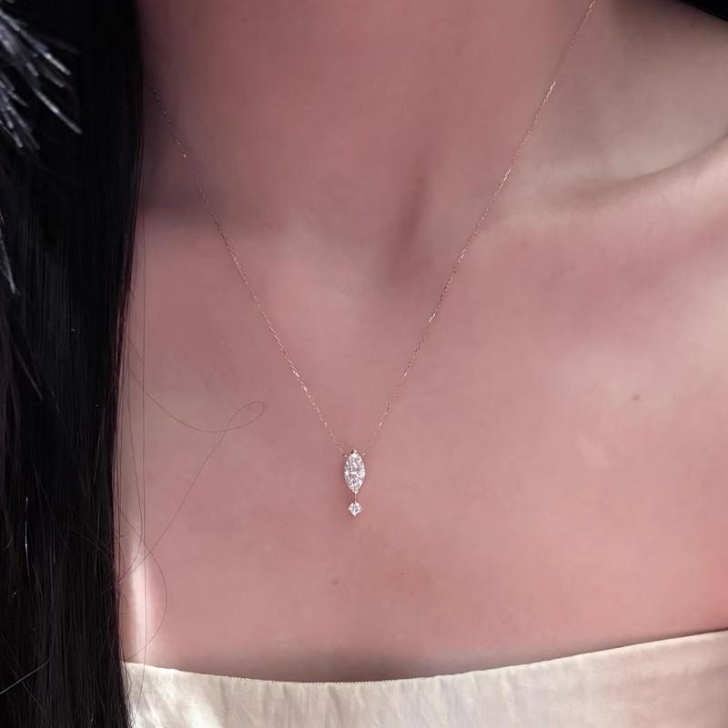・カテゴリ: ネックストラップ・素材: 銅・処理技術: 電気メッキ・チェーンの種類: アズキチェーン・ペンダント素材: シルバー・チェーンの長さ: 21cm-50cm・カラー展開: ゴールド、シルバー・デザイン: 水滴・スタイル: シンプル...