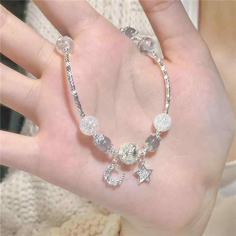・素材: 人造水晶・処理プロセス: 手工・スタイル: レディース・デザイン: 星形・適用シーン: 福利厚生・カラー展開: シルバーブレスレット1本・流行要素: 水瓶、天蝎、金牛、双子、巨蟹、獅子、処女、天秤、射手、白羊、魔羯、双魚・スタイル...