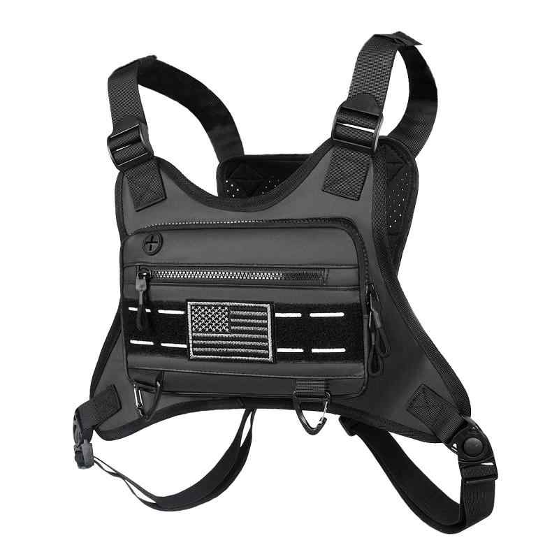 Xtahdge 通気性スポーツチェストバッグ防水反射フロントランニングベストバッグ男性用ユニークなヘッドフォンジャックにより、ランニング、旅行、釣り、ハイキング、サイクリング、スケート、トレーニング、エクササイズなどをしながら、音楽を聴いた...