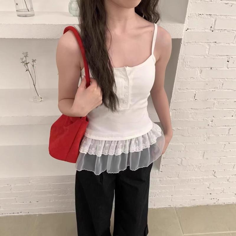 ・スタイル: 日韓カジュアル・ネックライン: クルーネック・丈: 普通・柄: 無地・流行要素: レース・カラー展開: ブラック、ホワイト、ブラックストライプ、ホワイトストライプ・サイズ展開: 均一・肩紐: シングルストラップ・伸縮性: 微弾