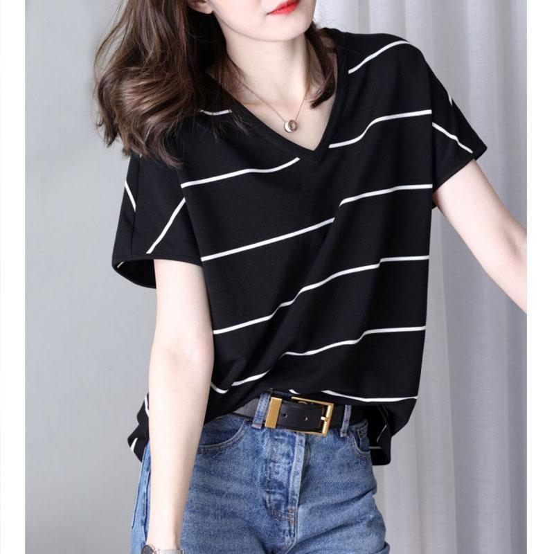 ・カテゴリ: Tシャツ・主な素材: ポリエステル70-80%・柄: 条紋・袖丈: 短袖・ネックライン: Vネック・袖型: 標準・プリント: あり・スタイル: 日韓カジュアル・カラー展開: ブラック、ホワイト・サイズ展開: M、L、XL、2X...