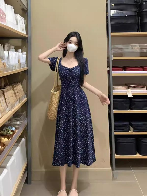 ・スタイル: 通勤風・主な素材: 綿・袖丈: 短袖・スカート丈: 中長丈・スカート型: ストレートスカート・ネックライン: 半開き襟・袖型: 通常袖・カラー展開: 短スカート、長スカート・サイズ展開: M、L、XL、XXL、XXXL、4XL...