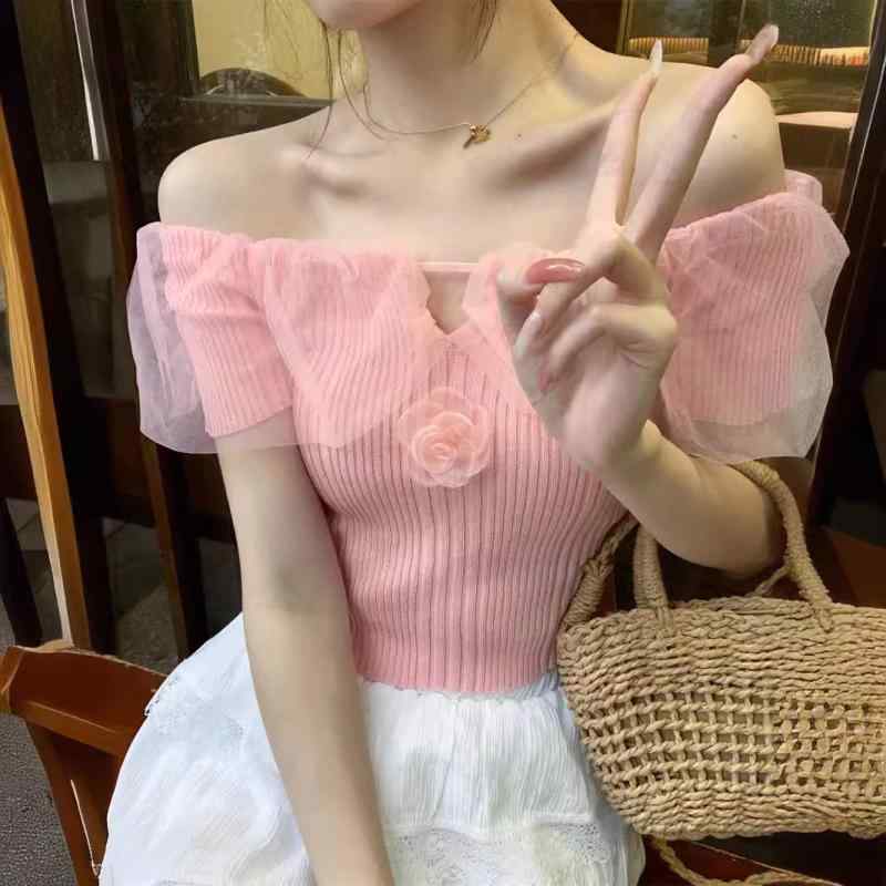 ・主な素材: 粘膠繊維・袖丈: 短袖・フィット: スリムフィット・スタイル: ガール風・弾力: 中程度・ネックライン: 一文字ネック・カラー展開: ブラック、ホワイト、ピンク、グリーン・サイズ展開: ワンサイズ