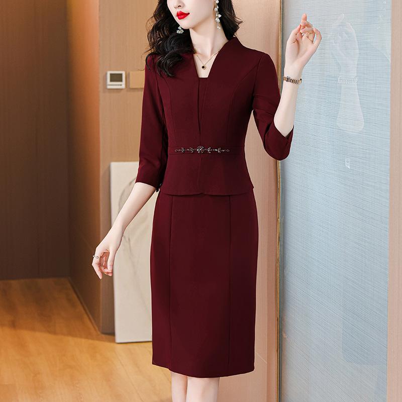 ・カテゴリ: 連衣裙・スタイル: 気質通勤・スタイル: 優雅風・組み合わせ: 単品・スカート丈: ミドル丈・スカート型: Aライン・ネックライン: Vネック・袖型: 標準袖・袖丈: 7分袖・ウエスト位置: ミドルウエスト・流行要素: スプラ...