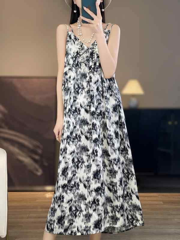 ・素材: ポリエステル90-95%・柄: 植物花卉・スタイル: 甘美・タイプ: ノースリーブ・スカート丈: ロング・スカート型: Aライン・ネックライン: Vネック・ウエスト位置: ミッド・流行要素: 3D/立体・カラー展開: 黒小花、茶小...