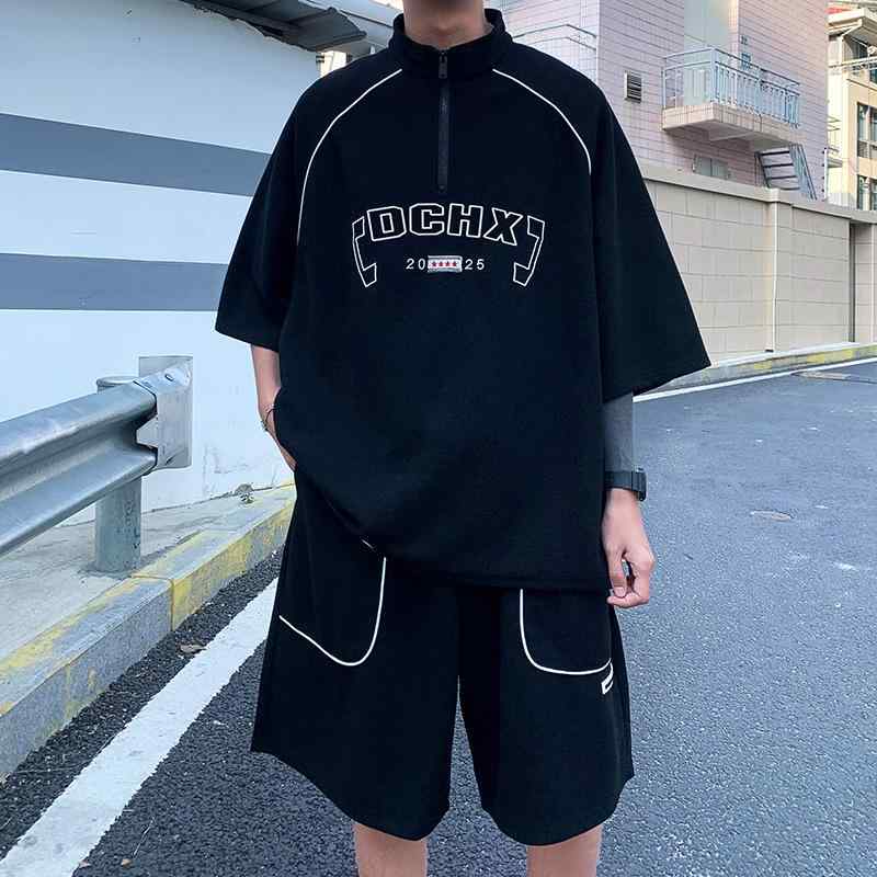 ・カテゴリ: 男式休闲套装・スタイル: 运动・厚み: 普通・パンツ丈: 短パン・トップスタイル: Tシャツ・袖丈: 短袖・フード: なし・主な素材: 化纤类混纺・主素材成分: ポリエステル100%・使用シーン: 日常・カラー展開: ブラック...