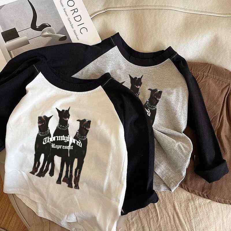 ・カテゴリ: 童Tシャツ・スタイル: 卡通・袖丈: 長袖・主な素材: 綿100%・ネックライン: 圓領・柄: 印花・機能: 吸汗・カラー展開: 黒拼【三只狼】、灰底黒袖【三只狼】・サイズ展開: 80、90、100、110、120、130、140