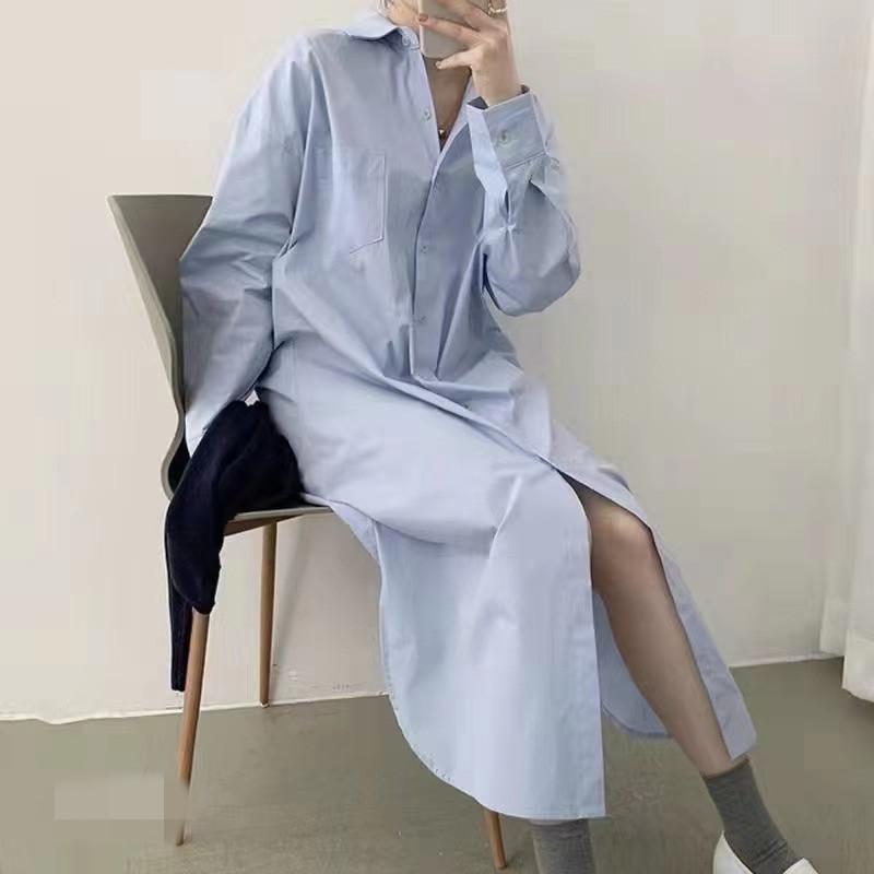 ・主な素材: 麻95%以上・柄: 無地・スカート丈: ロング・スカート型: Aライン・ネックライン: シャツカラー・袖型: ドロップショルダー・袖丈: 長袖・カラー展開: ホワイト、ブラック、ブルー・サイズ展開: フリーサイズ・スタイル: ...