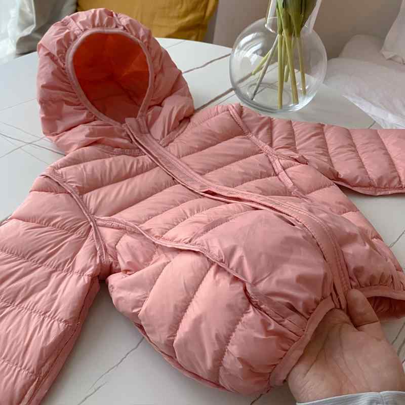 ・性別: 男・対象年齢: 新生児(0~1歳、80cm及び以下)・対象身長: 100cm、110cm、120cm、130cm、140cm、150cm、160cm、170cm・スタイル: 休闲・柄: 純色・ダウン量: 95%及以上・タイプ: 羽...