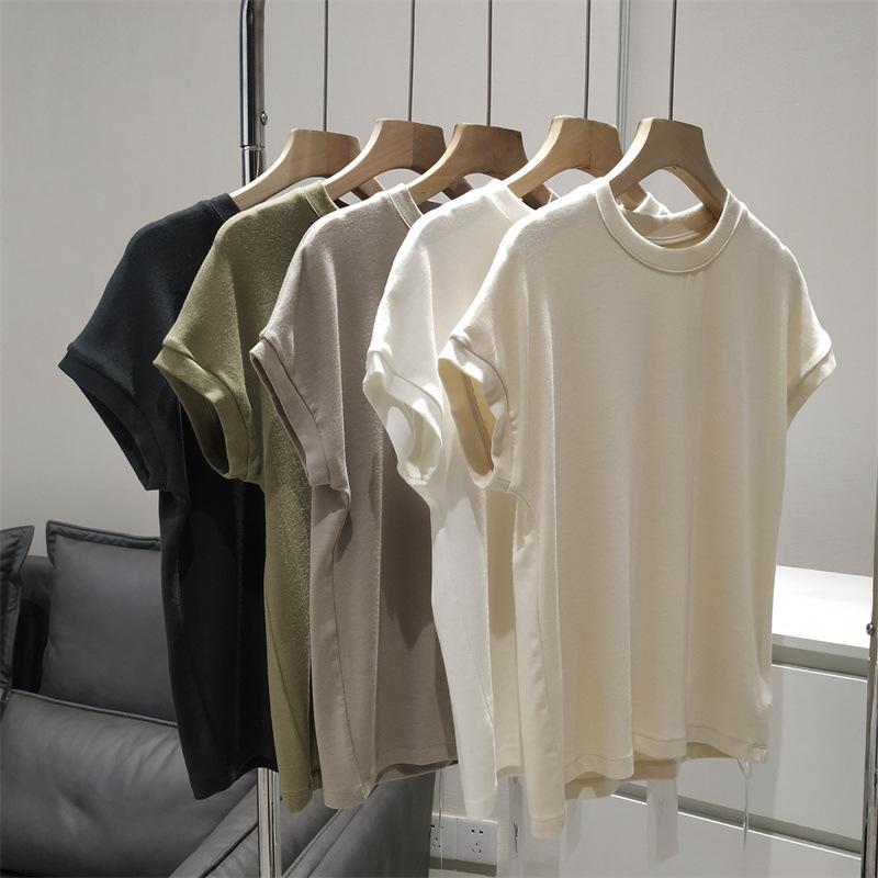・カテゴリ: Tシャツ・スタイル: 日韓カジュアル・主な素材: 綿90-95%・ネックライン: ラウンドネック・袖丈: 短袖・フィット: ルーズフィット・カラー展開: ホワイト、グリーン、ダークグレー、カーキ、アプリコット・サイズ展開: M、L