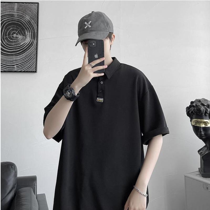 ・スタイル: 港風・袖丈: 短袖・版型: 修身型・柄: 拼色・特殊加工: 拼貼/拼接・厚み: 普通・カテゴリ: POLO衫・主な素材: 聚酯纤维（涤纶）100%・適用シーン: 休闲・カラー展開: 黒色、白色、灰色・サイズ展開: M、L、XL...