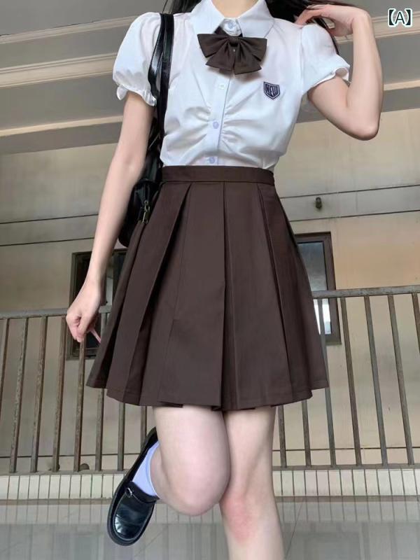 ・カテゴリ: 校服・スタイル: 純欲風、日韓レジャー・主な素材: 綿・主な素材含量: 30%以下・袖丈: 短袖・カラー展開: 貼標短袖シャツ（単独シャツ）、貼標短袖シャツ+グレー65号リボン、貼標短袖シャツ+栗茶65号リボン、グレー8箱プリ...