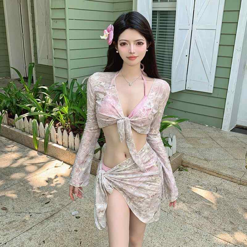 ・対象性別: 女性・対象年齢: 成人・柄: セクシー、タイト、背中開き、高伸縮、耐久、小清新・主な素材: ポリエステル・素材成分: ポリエステル71-80%・重量: 0.3kg・裏地素材: ポリエステル・裏地成分: ポリエステル88%・使用...