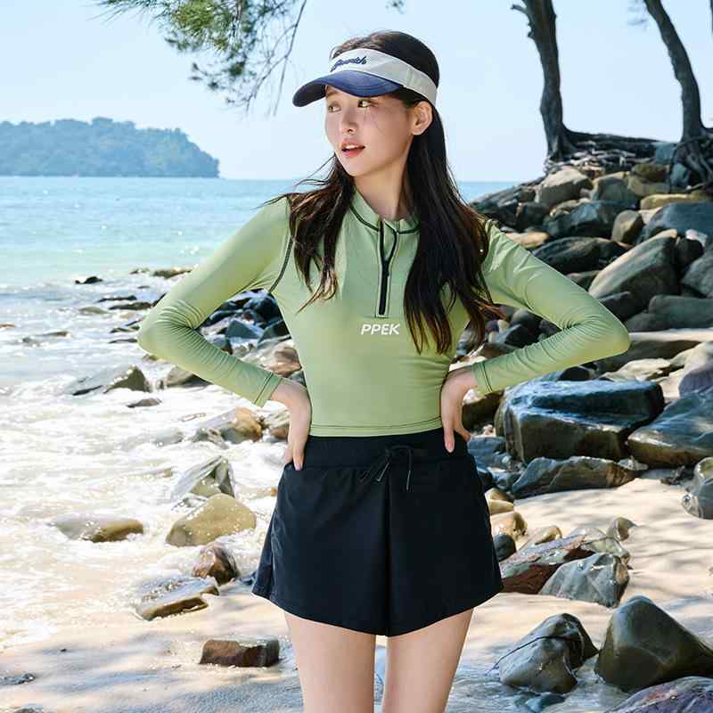 ・対象性別: 女性・対象年齢層: 成人・柄のスタイル: 耐久性、小清新、保守・カップ仕様: 胸パッド付きノーワイヤー・主な素材: ナイロン・素材組成: スパンデックス82%・生地の重さ: 300g・裏地素材: ポリエステル・裏地組成: スパ...