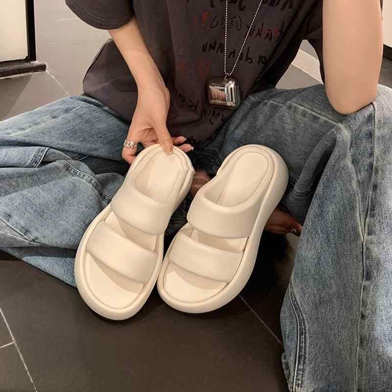 ・カテゴリ: フラットシューズ・スタイル: 韓国風・主な素材: 牛革・トゥ形状: ラウンドトゥ・カラー展開: ホワイト、ブラック・サイズ展開: 34、35、36、37、38、39、40・ソール素材: ゴム・ライニング素材: マイクロファイバー