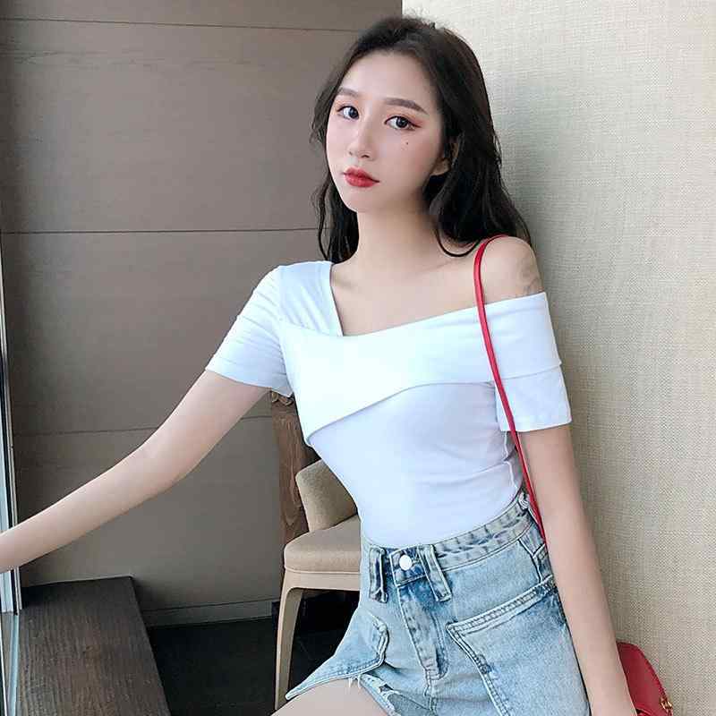 ・カテゴリ: Tシャツ・スタイル: 通勤風・主な素材: 綿90-95%・柄: 単色・ネックライン: Vネック・袖丈: 短袖・袖型: 一般袖・流行要素: レースアップ・カラー展開: ブラック、ホワイト、ビビッドレッド、アボカドグリーン・サイズ...
