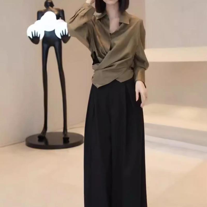 ・カテゴリ: セットアップ・スタイル: 通勤・主な素材: ポリエステル70-80%・袖丈: 長袖・カラー展開: ベージュ上衣、黒パンツ、ベージュ上衣+黒パンツ・サイズ展開: M,L,XL,2XL,3XL・性別: 女性