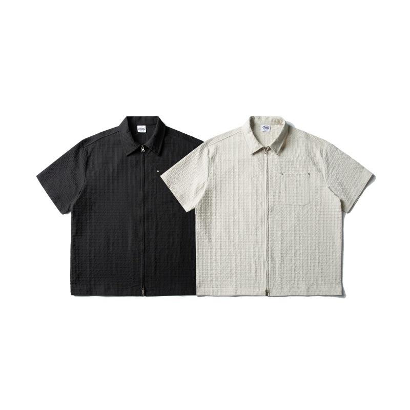 ・スタイル: 日系工装・カテゴリ: シャツ・主な素材: ポリエステル100%・機能: 透気性・スタイル詳細: 開襟・フィット: ルーズフィット・ネックライン: ラペル・袖丈: 半袖・柄: ストライプ・厚み: 普通・カラー展開: ブラック、杏...