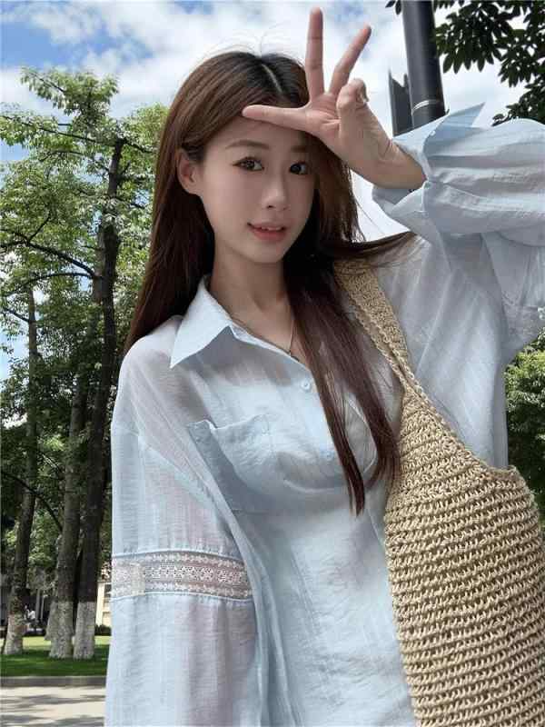 ・カテゴリ: シャツ・スタイル: 少女風、快適レジャー、清新甘美・主な素材: 色織ストライプ70-80%、スベンダー30%以下・柄: ストライプ・袖丈: 長袖・加工: コットン/スプライス・フィット: ルーズ・丈: 中長丈・ネックライン: ...