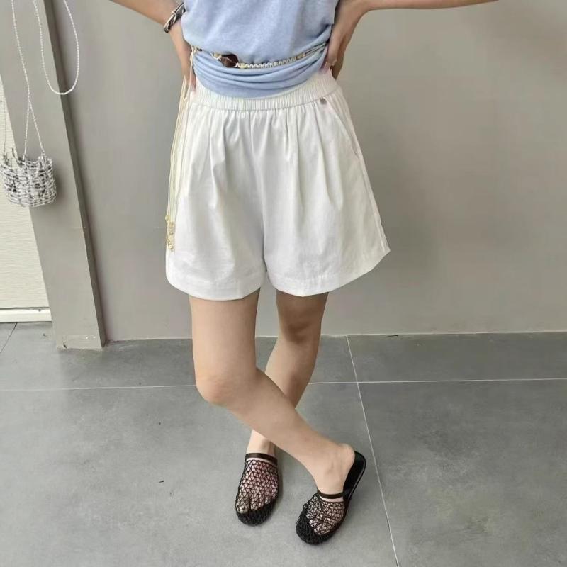 ・カテゴリ: 休闲裤・スタイル: 通勤風・主な素材: ポリエステル・スタイルタイプ: 気質通勤・デザイン: 基本款・パンツ形状: 直筒裤・パンツ丈: 三分裤・ウエスト: 高腰・厚み: 中等・流行要素: 拼接・ストレッチ: 微弾・カラー展開:...