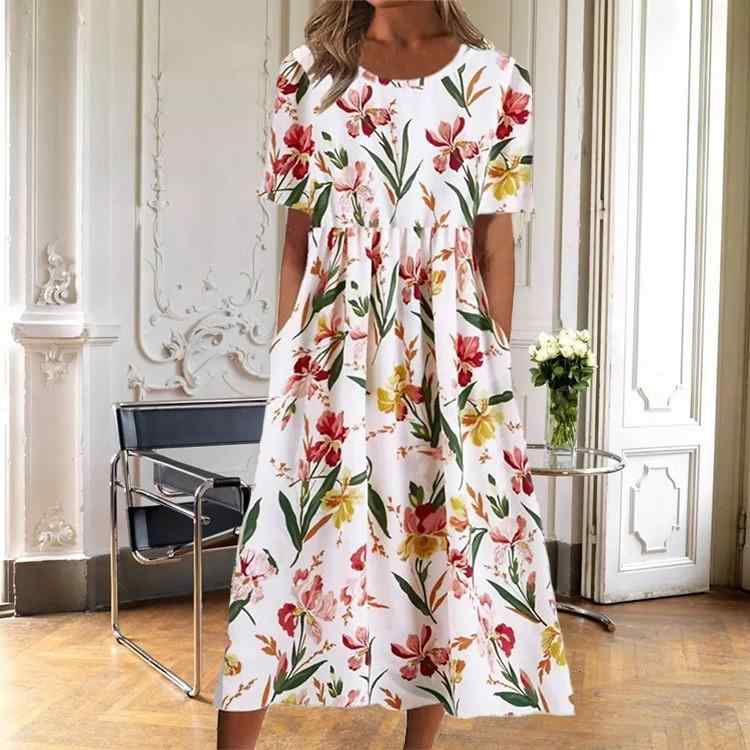 ・カテゴリ: 連衣裙・スタイル: 気質通勤、優雅風・柄: 植物花卉・スカート型: A字裙・ネックライン: 円領・袖型: 通常袖・袖丈: 五分袖・ウエスト位置: 中腰・流行要素: ポケット・カラー展開: 青底小花、白底小花、青色、白底粉花、白...