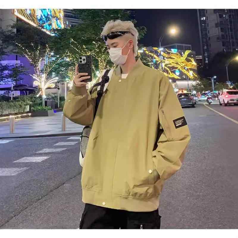 ・カテゴリ: ジャケット・スタイル: アメリカン・主な素材: ポリエステル68%・裏地: ポリエステル68%・リードタイプ: スタンドカラー・フィット: ルーズフィット・フード: フードなし・厚み: 普通・柄: 無地・袖丈: 長袖・袖タイプ...