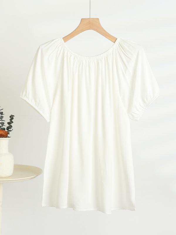 ・カテゴリ: Tシャツ・スタイル: 清新甜美・柄: 碎花・主な素材: 粘胶纤维(粘纤)90%～95%・袖丈: 短袖・袖型: 泡泡袖・ネックライン: 娃娃領・流行要素: 勾花・フィット感: 宽松型・衣丈: 中長款・カラー展開: 白色、宝藍花、...