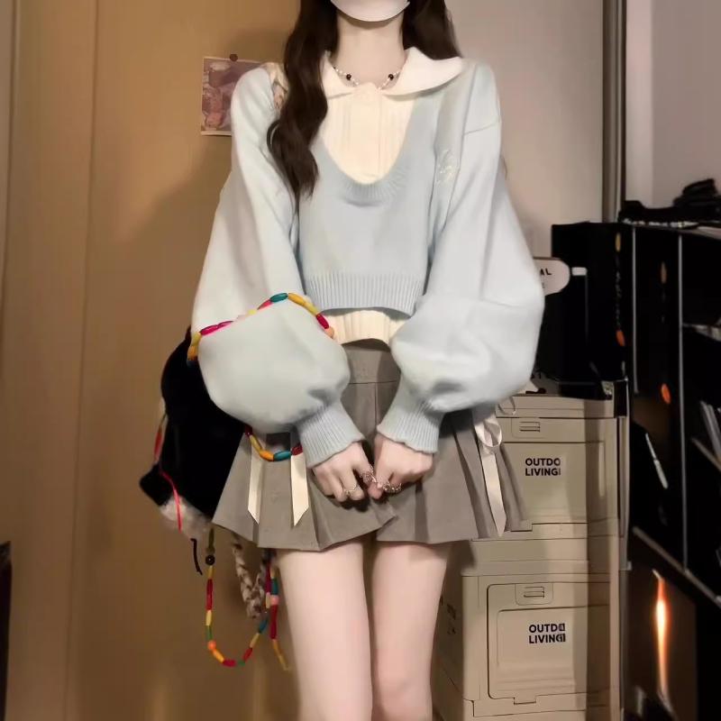 ・カテゴリ: 休闲套装・スタイル: 清新甜美、学院风・主な素材: 绵羊绒・主素材成分: 涤纶（聚酯纤维）30%（含）-50%（不含）・カラー展開: 藍色、粉色・サイズ展開: 均码・袖丈: 长袖・袖型: 泡泡袖・セットアップ: 上衣套装