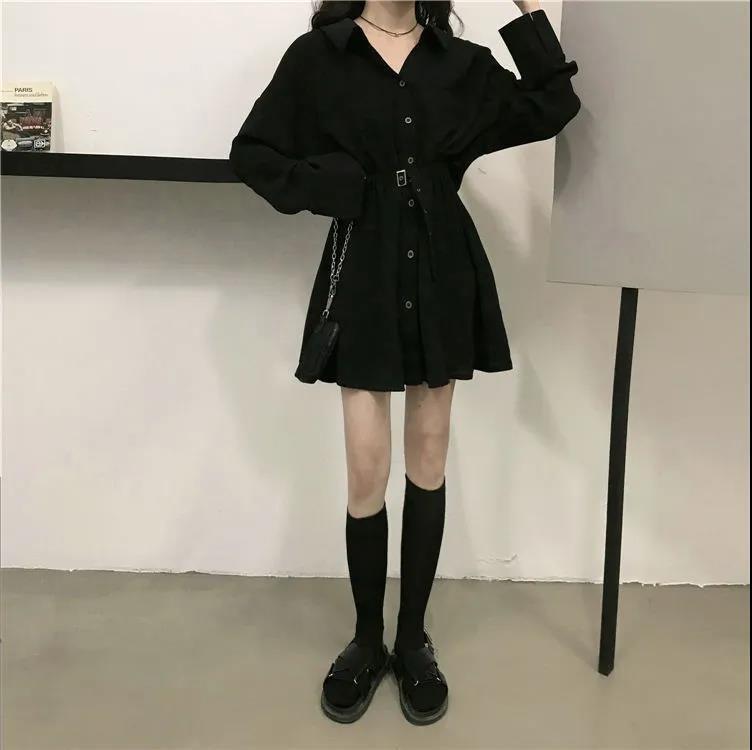 ・カテゴリ: 連衣裙・スタイル: 御姐风・主な素材: 涤纶30-50%・ネックライン: POLO领・袖丈: 長袖・スカート丈: 短裙・スカートタイプ: A字裙・ウエスト: 高腰・装飾: 亮片・カラー展開: 黒色・サイズ展開: S,M,L,X...