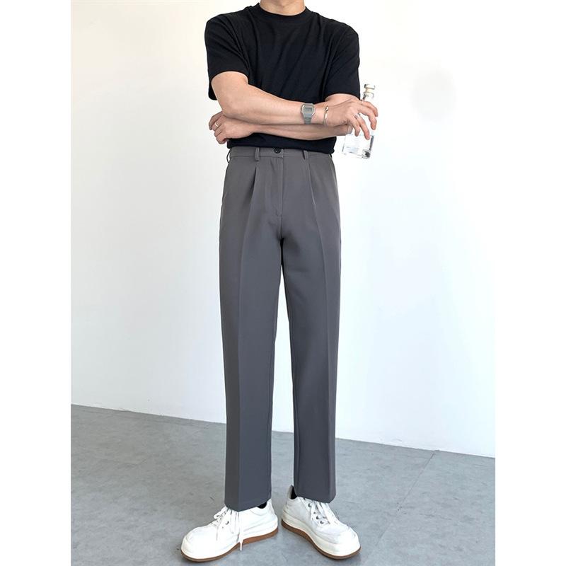 ・スタイル: 軽ビジネス・カテゴリ: 西裤・対象年齢層: 18-24歳・対象性別: 男性・対象シーン: 日常・パンツタイプ: 宽松型・詳細デザイン: 直筒・主素材: 聚酯纤维100%・伸縮性: 微弹・カラー展開: 黒色、深灰色、杏色・サイズ...