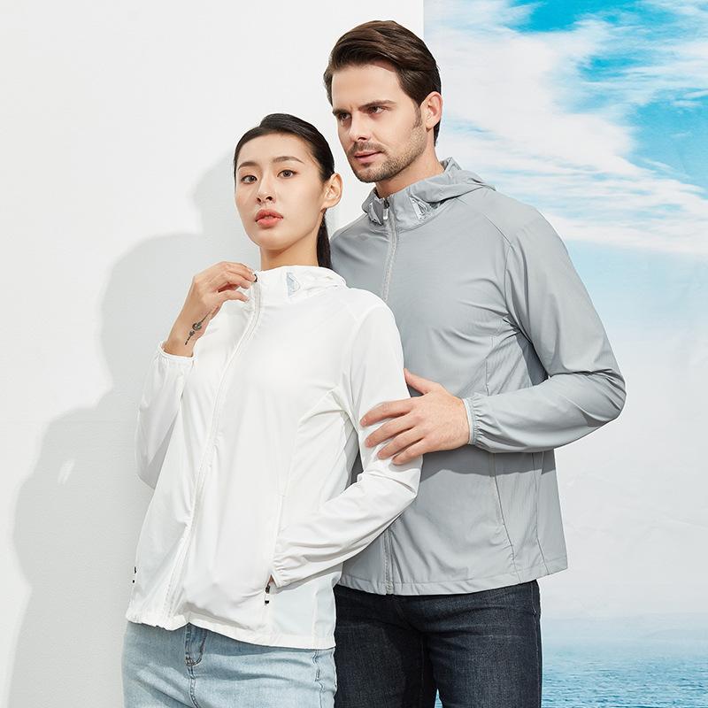 ・性別: 男女兼用・対象年齢: 成人・機能: 速乾、透気、防紫外線、超軽量・素材: ナイロン・対象スポーツ: ハイキング、キャンプ、釣り、旅行、散策、サイクリング、ドライブ・柄: 無地・フード: あり・UVカット: 50+・フード脱着: 不...