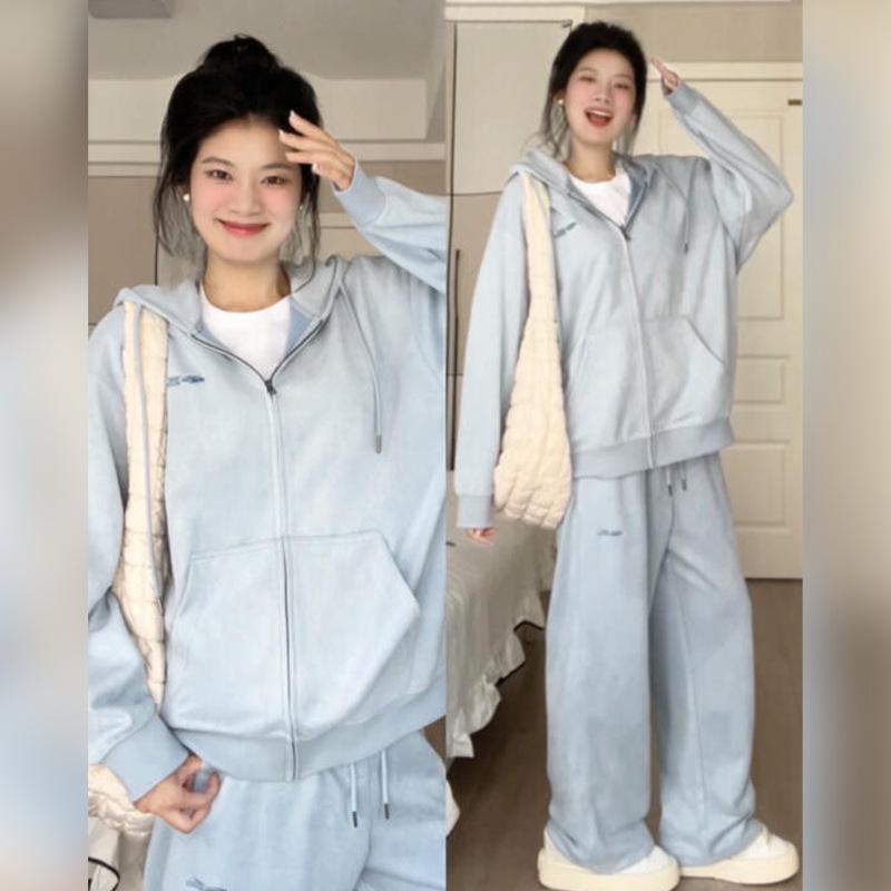 ・カテゴリ: 休闲套装・スタイル: 御姐风・主な素材: 雪尼尔・主素材成分: 氨纶・主素材成分含量: 30%以下・カラー展開: 浅藍色・サイズ展開: S,M,L,XL,XXL・袖型: 公主袖・袖丈: 長袖・セットスタイル: 上衣套装・対象性...