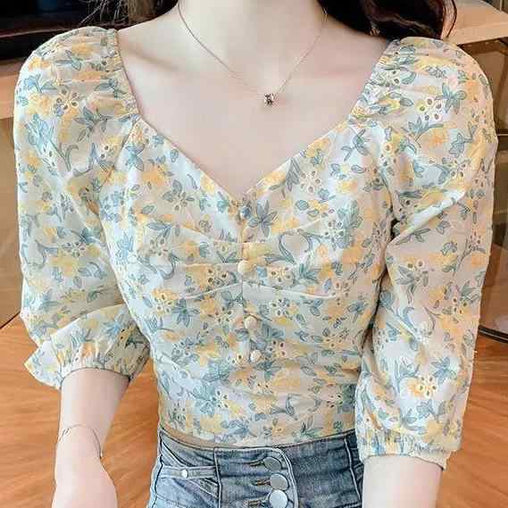 ・カテゴリ: Tシャツ・スタイル: 修身型・主な素材: 雪尼尔90-95%、氨纶・袖丈: 五分袖・袖型: 泡泡袖・柄: 印花・ネックライン: 方口領・カラー展開: ブルー・サイズ展開: S、M、L、XL、2XL