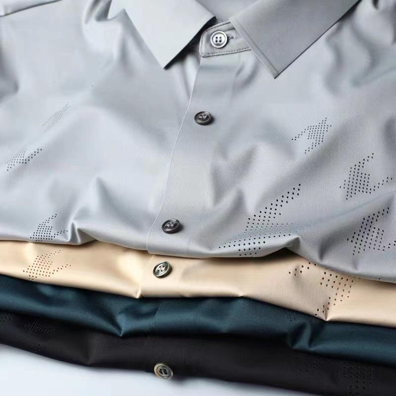 ・カテゴリ: shirts・スタイル: ライトビジネス・主な素材: ナイロン74%、スパンデックス・素材機能: 通気性・シルエット: レギュラーフィット・ネックライン: ポロカラー・袖丈: 半袖・柄: 無地・生地の厚さ: 薄手・ディテール:...