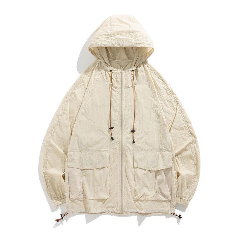 ・カテゴリ: ジャケット・フードの有無: フード付き・ターゲット層: 青年・シルエット: ルーズフィット・主な素材: ナイロン100%・カラー展開: アイボリー、ブルーバイオレット、カーキ、オレンジレッド、グレー・サイズ展開: M、L、XL...
