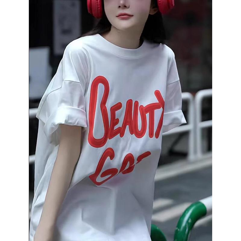 ・カテゴリ: Tシャツ・スタイル: 通勤風、通勤カジュアル・主な素材: 綿95%以上・ネックライン: クルーネック・袖丈: 短袖・柄: 英字・数字・文字、プリント・シルエット: ルーズフィット・着丈: ミドル丈(約65-80cm)・カラー展...