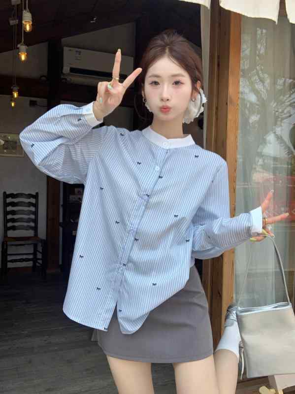 ・カテゴリ: 衬衫・主な素材: ポリエステル（ポリエステル繊維）・柄: リボン、プリント・袖丈: 長袖・フィット感: ルーズフィット・着丈: 普通丈（50cm超、65cm以下）・ネックライン: クルーネック・袖の種類: レギュラー・デザイン...