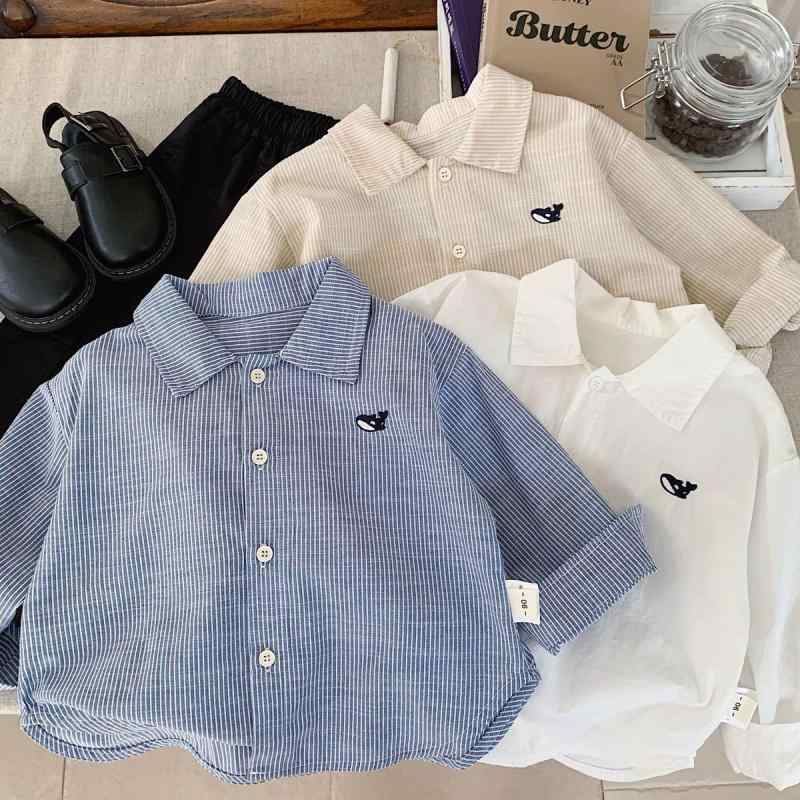 ・カテゴリ: 子供用シャツ・対象性別: 男女共用・スタイル: 韓国風・ネックライン: テーラードカラー・袖丈: 長袖・柄: 無地、チェック・主な素材: 綿95%・カラー展開: ホワイト、カーキストライプ、ブルーストライプ・サイズ展開: 80...