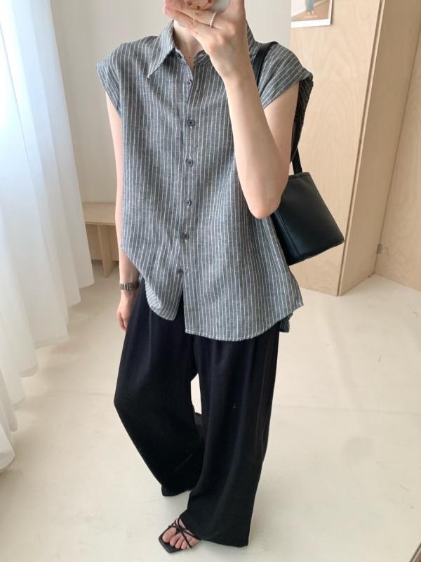 ・カテゴリ: シャツ・スタイル: カジュアル、シンプル・素材: 棉50%-70%、亜麻30%-50%・柄: ストライプ・ネックライン: POLO襟・袖丈: ノースリーブ・シルエット: ルーズフィット・着丈: ミディアム（約50-65cm）・...