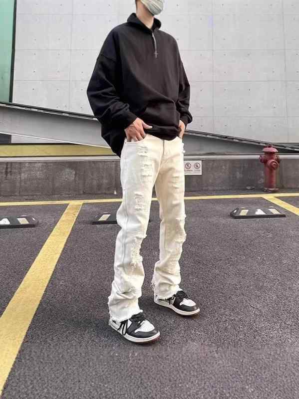 ・カテゴリ: デニムパンツ・スタイル: 韓国風・シルエット: ストレート・加工: ウォッシュ加工、ダメージ加工・丈: フルレングス・ウエスト: ミドルウエスト・生地の厚さ: 普通・対象: ティーン、メンズ・主な素材: 綿50%・着用シーン:...